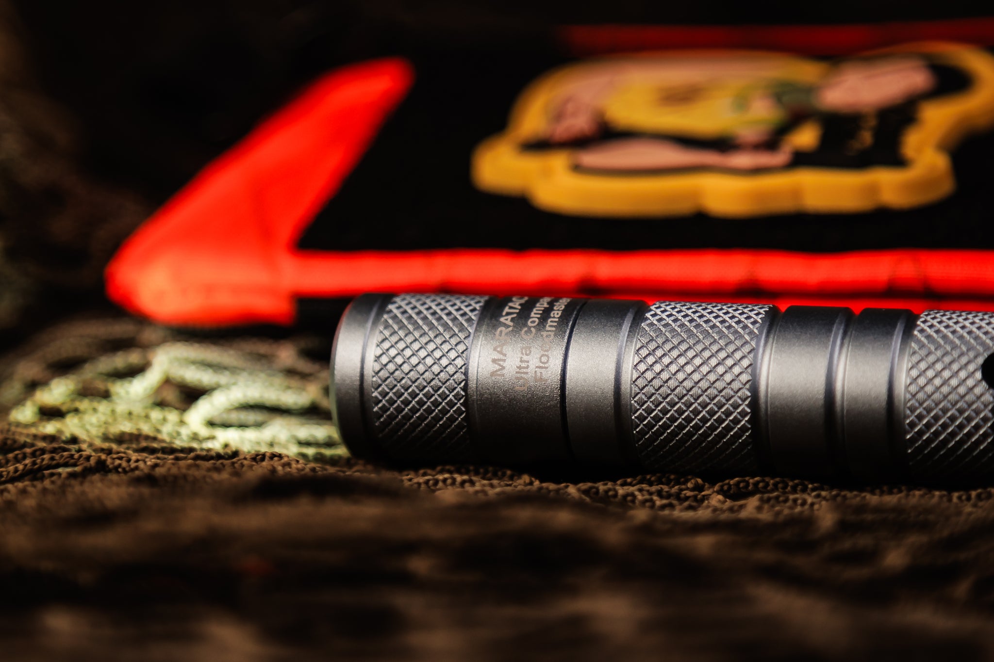 Ultra Compact Floodmaster AA / 14500 Flashlight by Maratac® – CountyComm