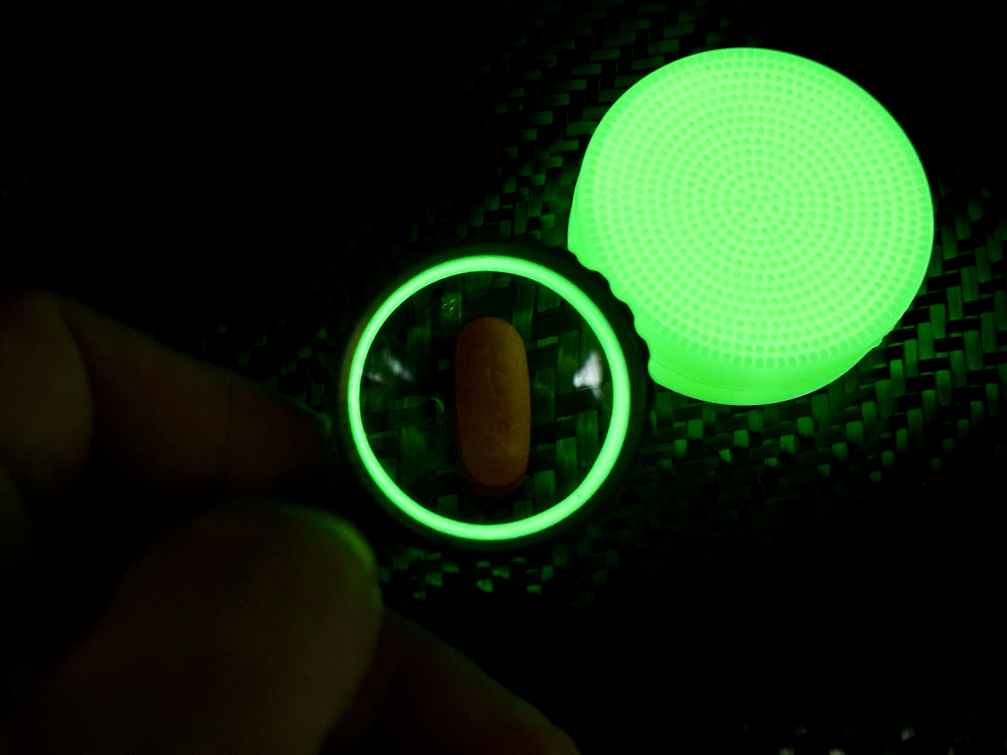 Titan Zoom - Sapphire Pocket Magnifier by Maratac® – CountyComm