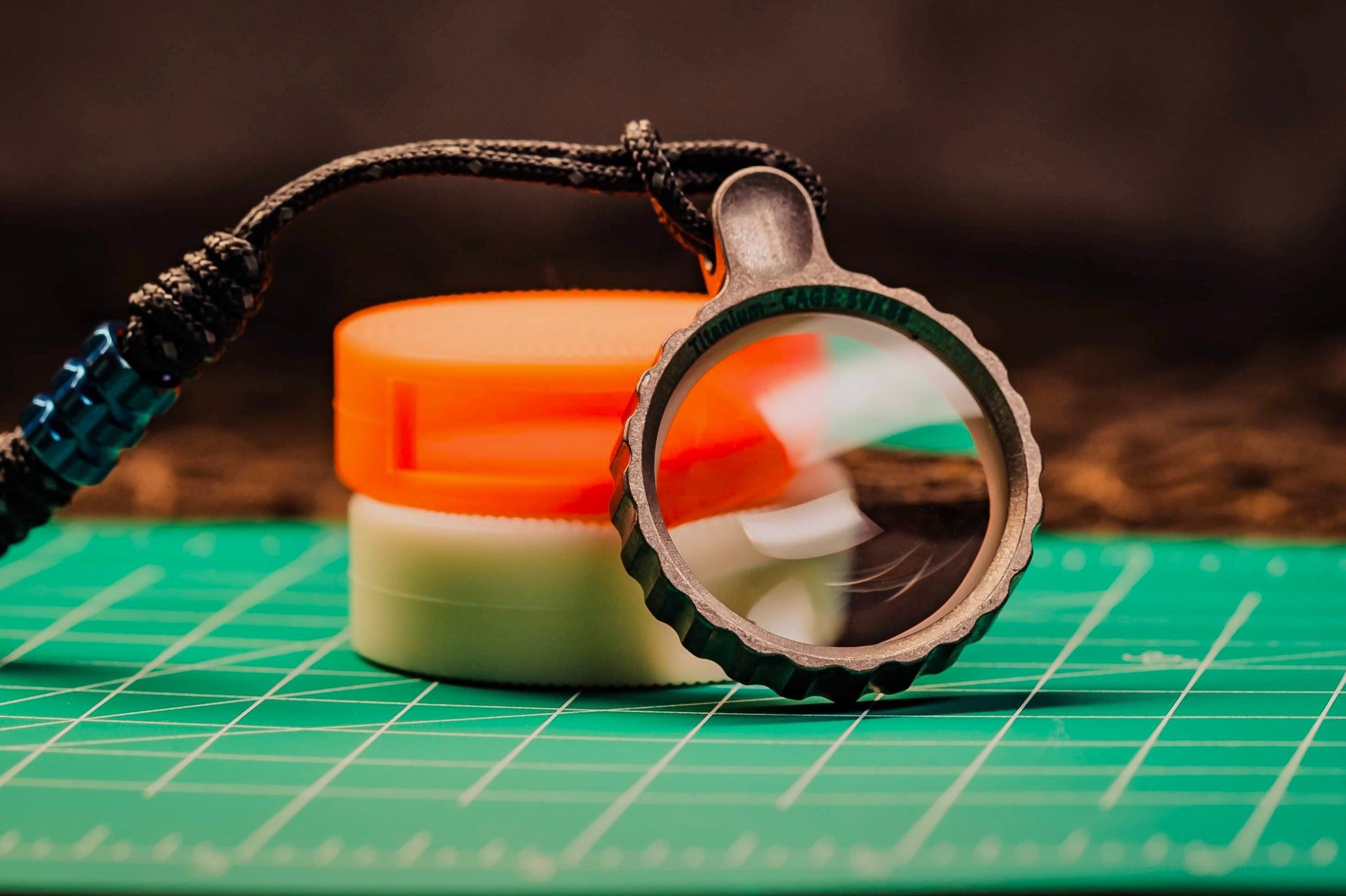 Titan Zoom - Sapphire Pocket Magnifier by Maratac® – CountyComm