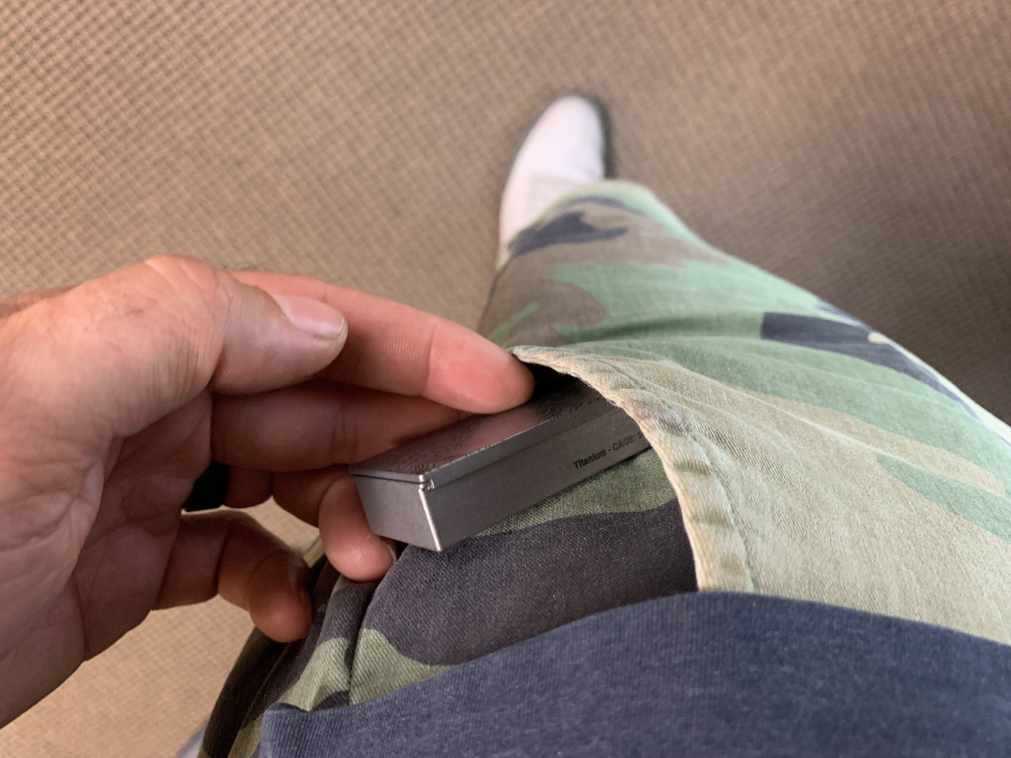 Titanium Pocket Strong Box - Gen 2 – CountyComm