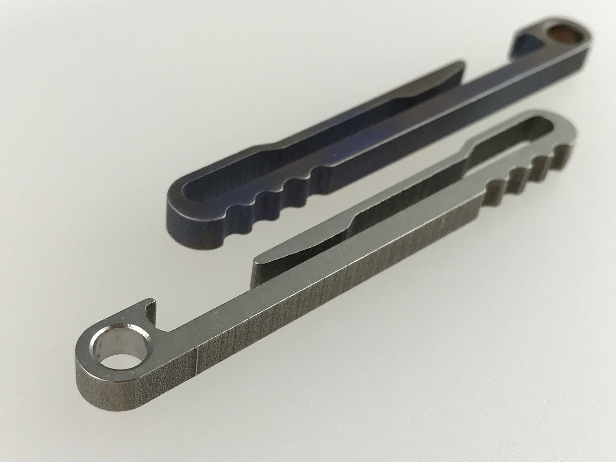 Key Amigo Titanium Key Clip ~ – CountyComm