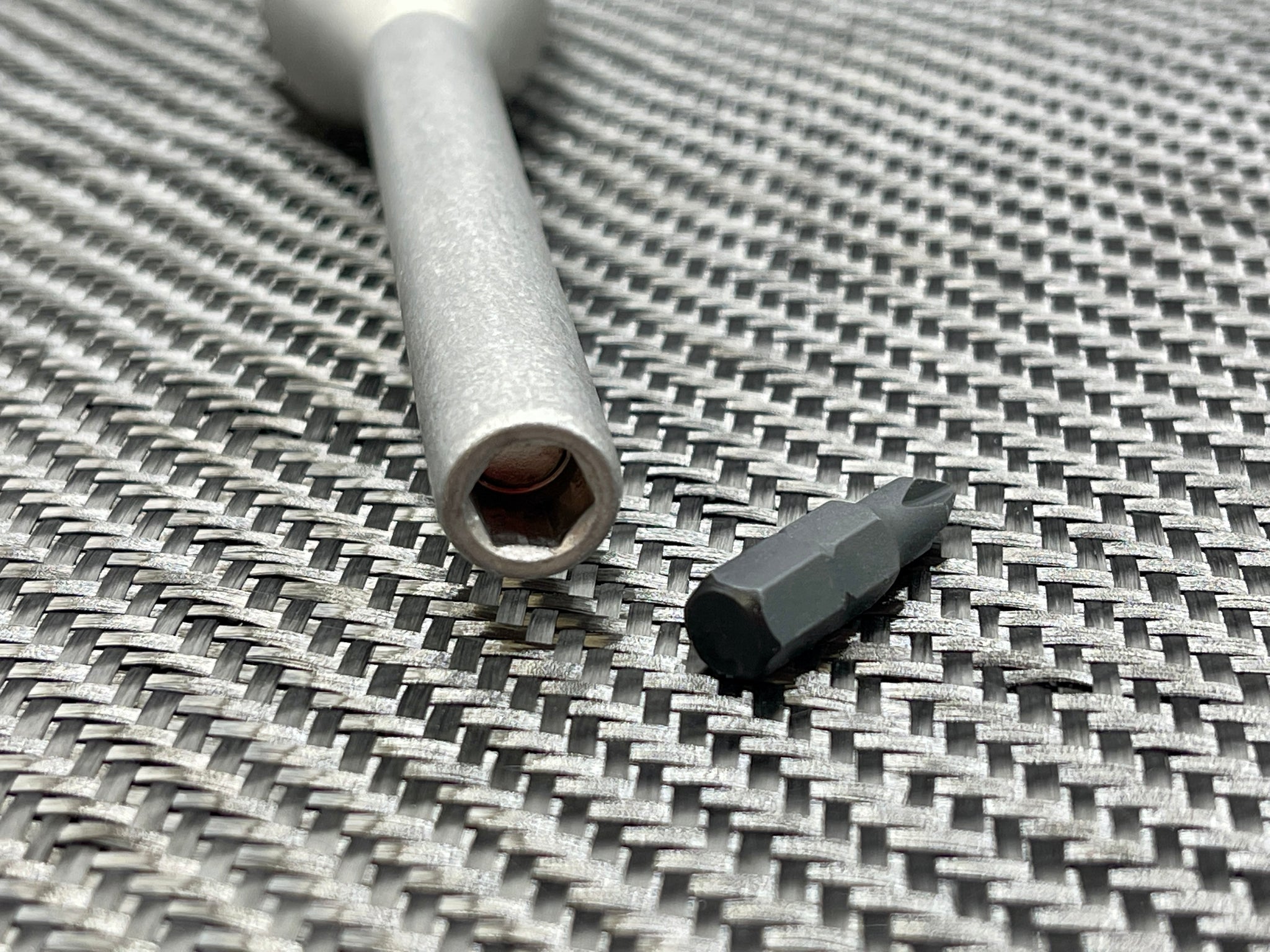 Titanium Aviation Multi-Bit Screwdriver - Gen 2 – CountyComm